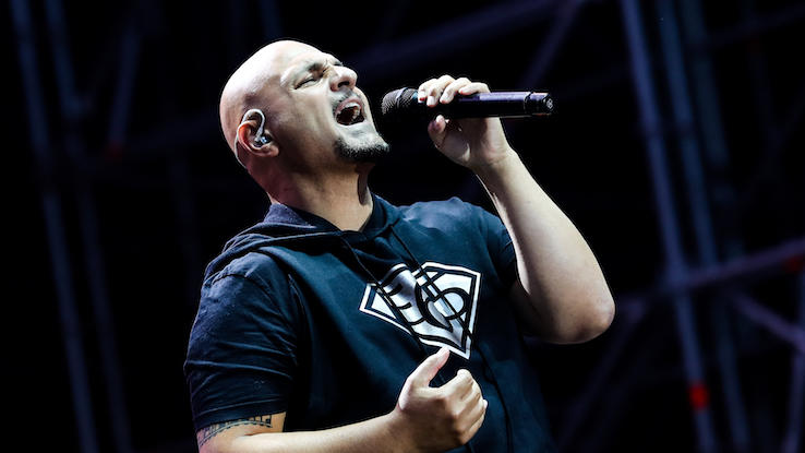 30 Catchy Songs You Can't Get Out of Your Head